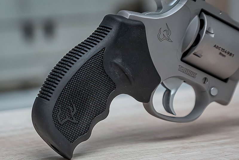 REVOLVER TAURUS RT 692 TRACKER .357 e 9MM MULTICALIBRE | Casa do Tiro