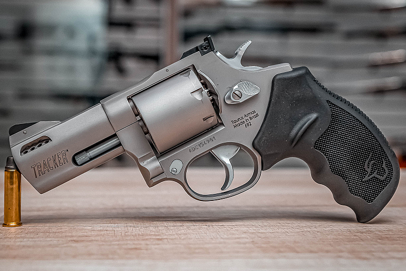 REVOLVER TAURUS RT 692 TRACKER .357 e 9MM MULTICALIBRE | Casa do Tiro